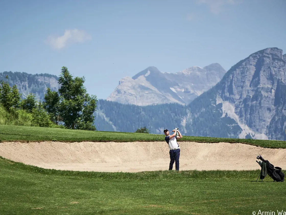Playing golf in the Alps | Summer holiday with Alpeffect Hotels