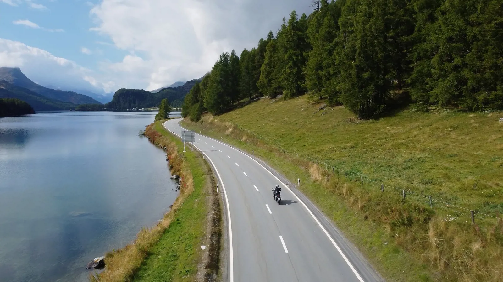 Discover the Alps by motorcycle with Alpeffect Hotels